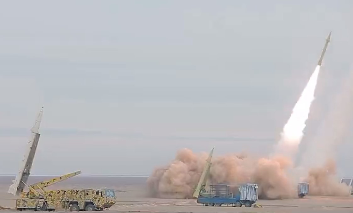 Írán posílá do Ruska další rakety a drony navzdory hrozbě sankcí ze ...