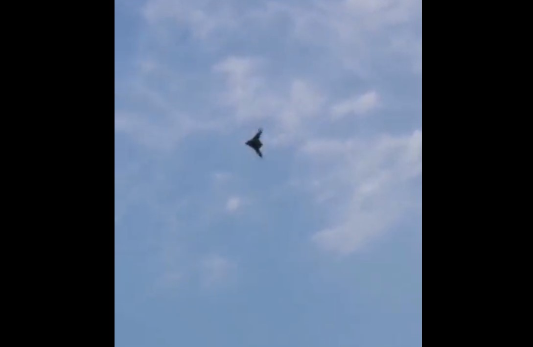 První video nového tajného čínského stealth dronu? | AC24.cz